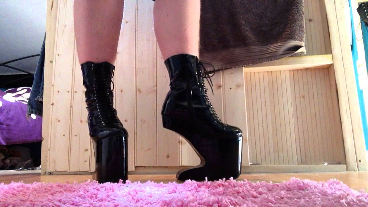 Lady GaGa Gravity Heels - YouTube