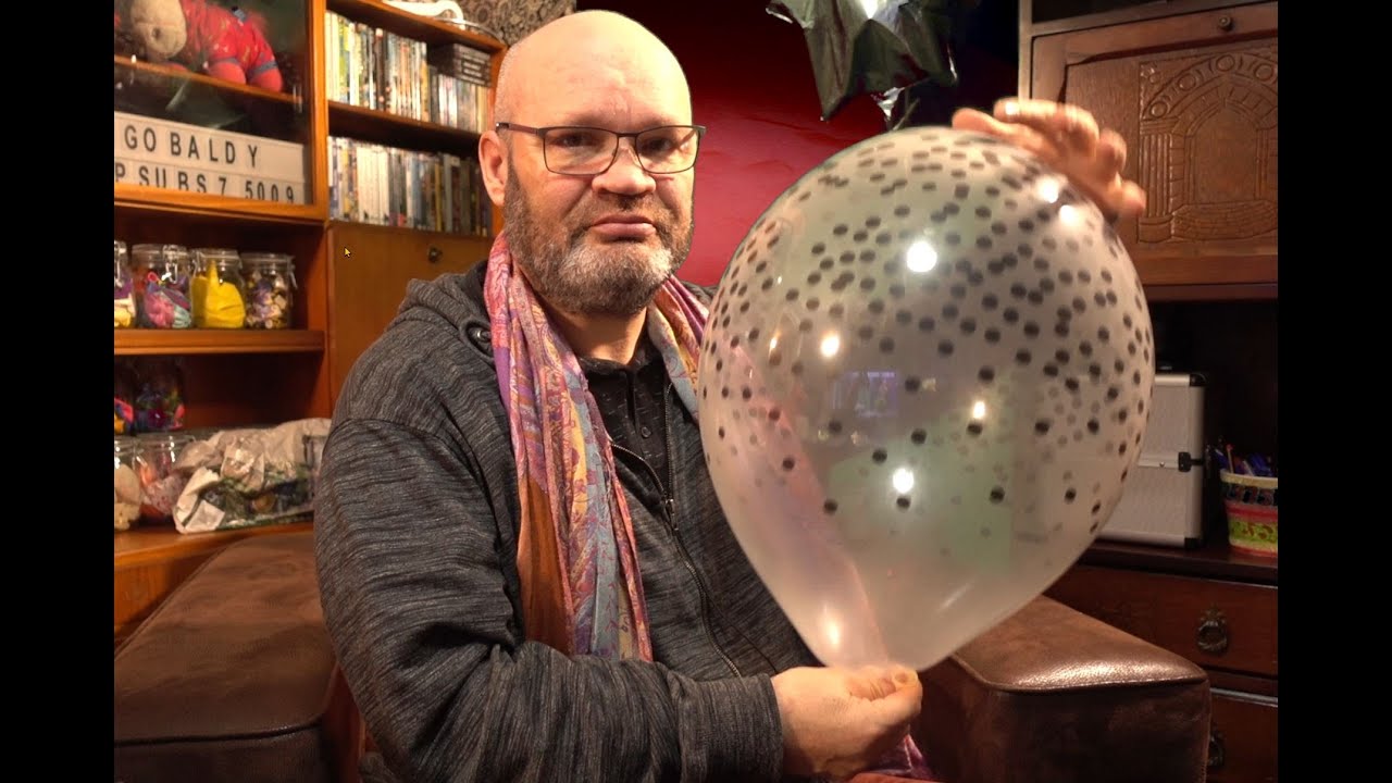 Spotty Balloon Bursting Fun Tangobaldy™ - YouTube