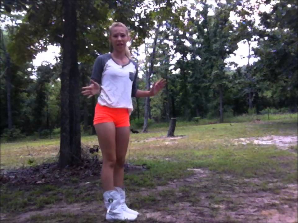 How to do the Jump Splits (Jete into Splits) - YouTube