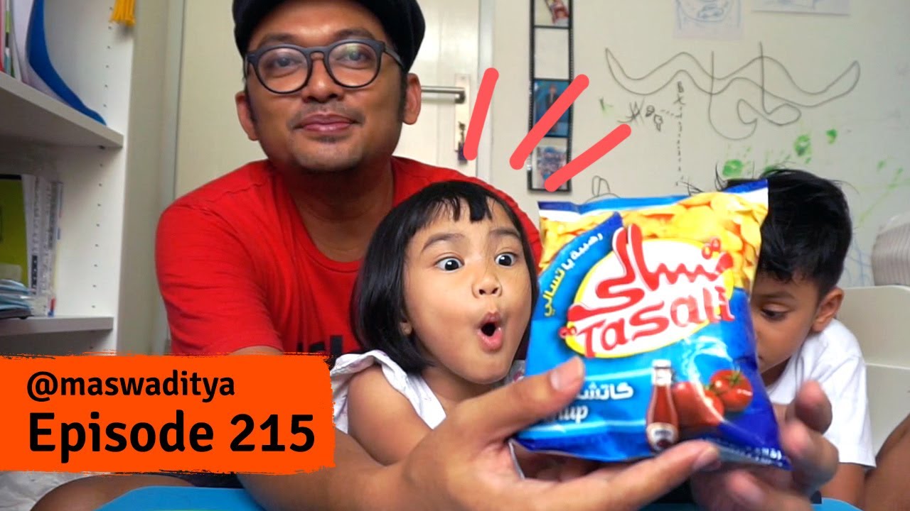 KIDS vs. FOOD - Snack dari Arab Saudi - YouTube