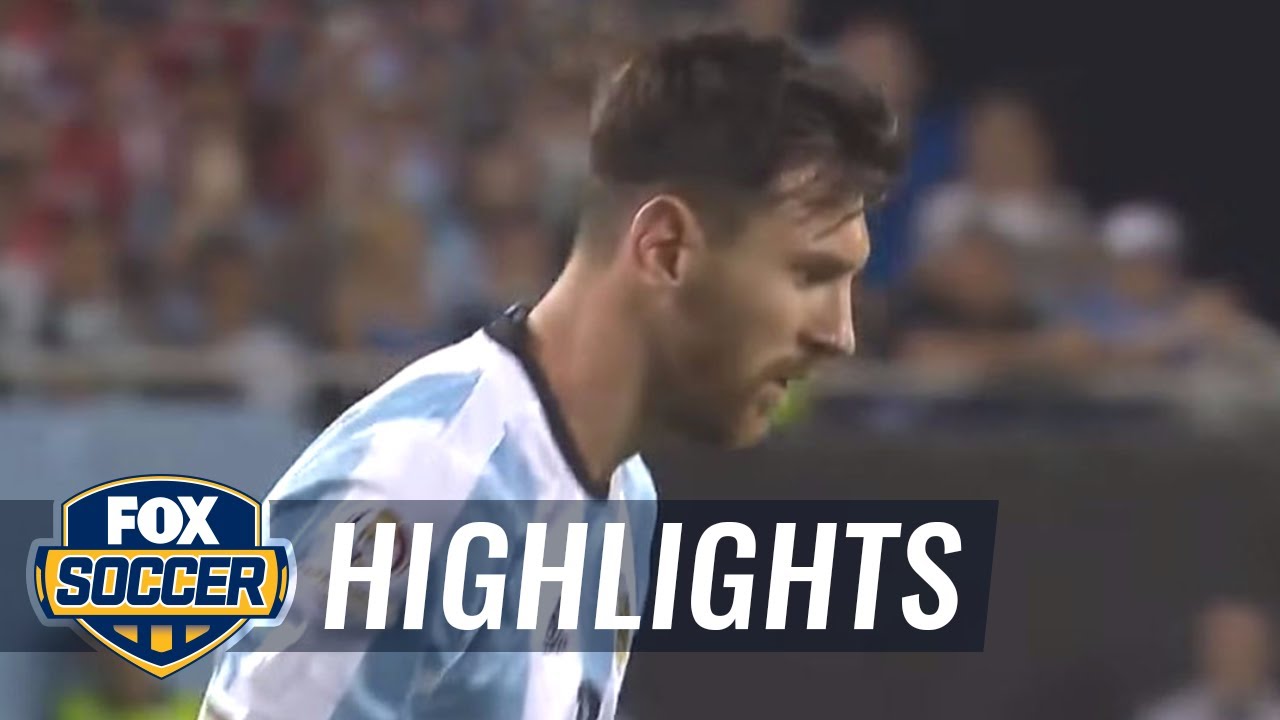 Messi's curling free kick finds the top corner to make it 3-0 | 2016 ...