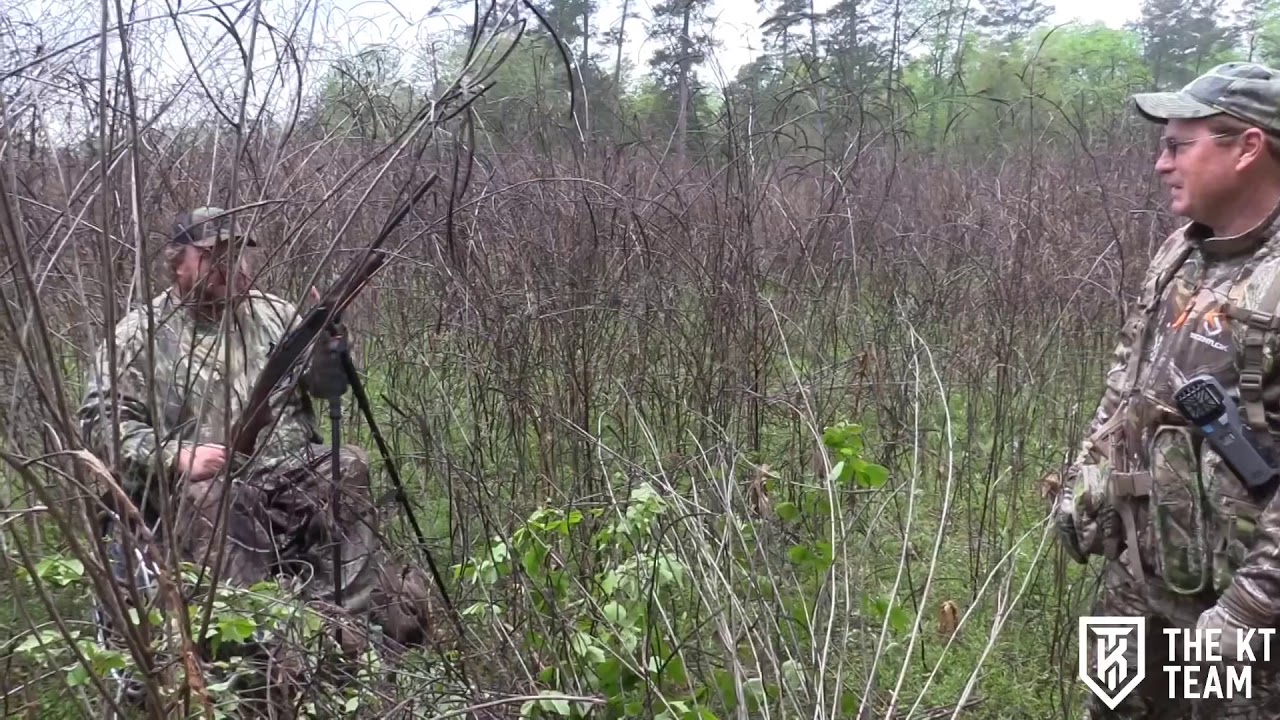 Tim Wall gets his first gobbler with the KT Team - YouTube