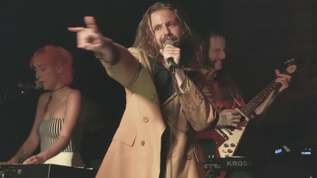 Mike Kiddoo - Don't Feed the Monsters (live 2019) - YouTube