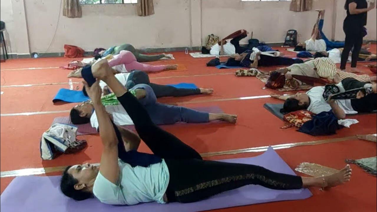 Dupatta Yoga - YouTube