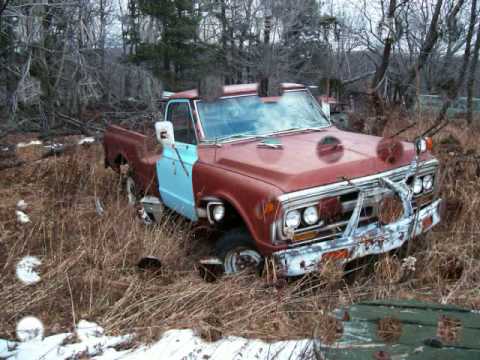 Old cars on the farm_0001.wmv - YouTube