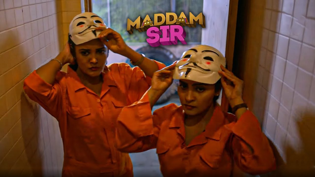 मुजरिम को पकड़ने के लिए करिश्मा और हसीना पहुंचे घर के अंदर! | MADAM SIR ...