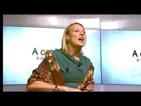 Intervista alla giornalista Maria Luisa Cocozza - YouTube