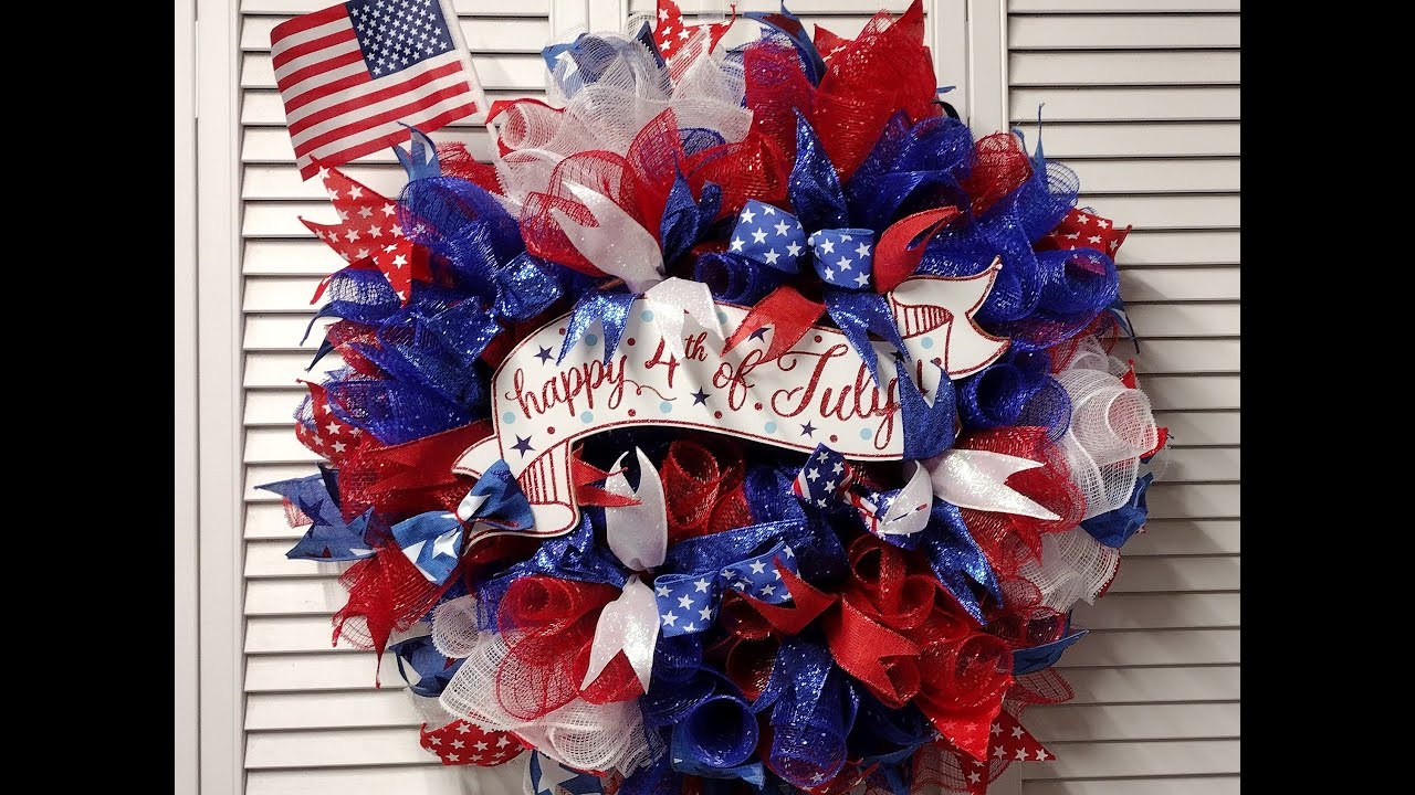 Let's Make A July 4th Three Color Wreath Using The Cruffle Method - YouTube