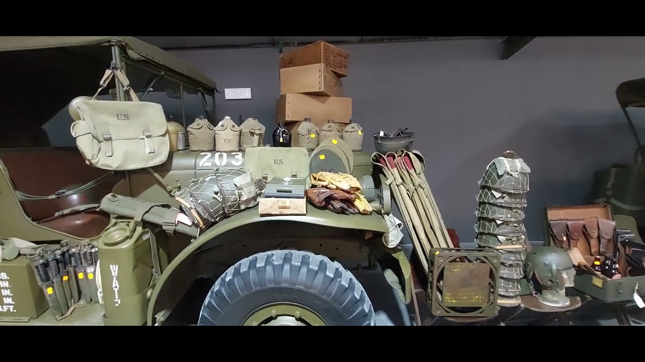 Stock Américain Genappe venez c est ouvert du Mardi à Samdi de 10h00 à ...