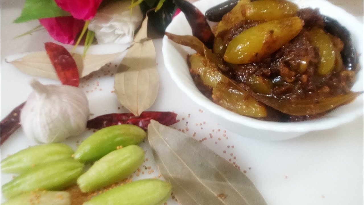 বিলম্ব ফলের আচার! bilombi pickle recipe Irumban puli achar - YouTube
