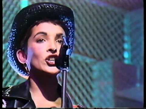 Jane Wiedlin - Rush Hour (TOTP 25th August 1988) - YouTube
