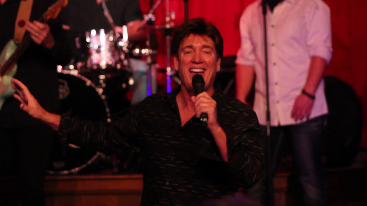 Ronnie McDowell sings Personally Elvis Week 2019 - YouTube