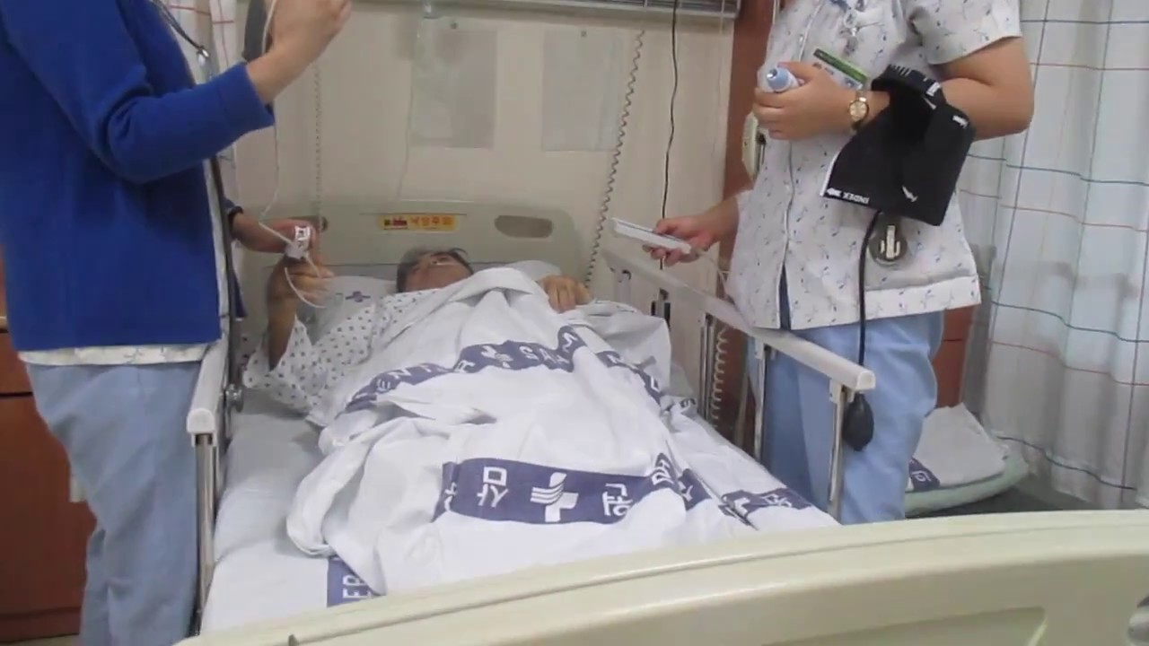 Nursing & Doctor's guiding - YouTube