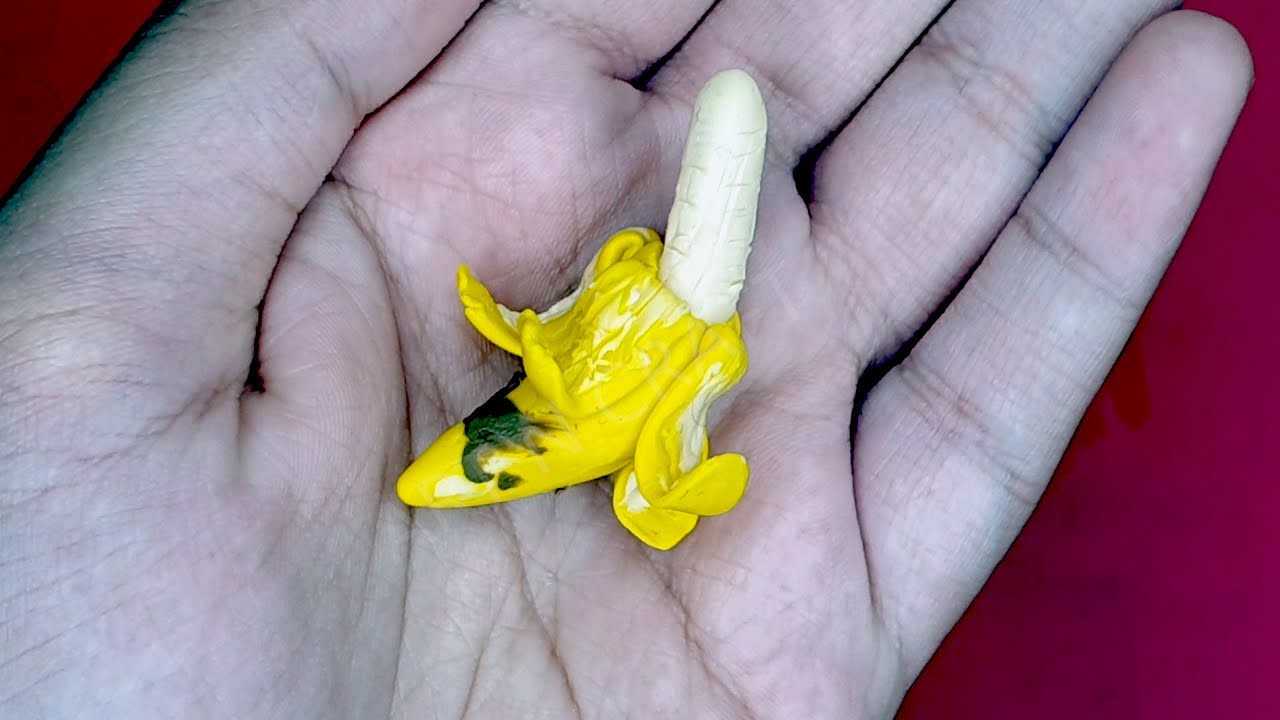 HOW TO MAKE MINIATURE BANANA IN POLYMER CLAY | PLAY DOH ART AND CRAFT ...