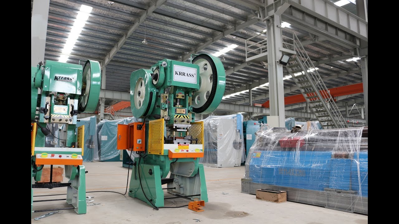 Automatic TDF corner production | Punching Machine KRRASS® - YouTube