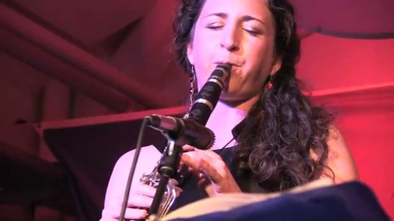 Comes Love / Cynthia Sayer's Women Of The World Jazz Band - YouTube