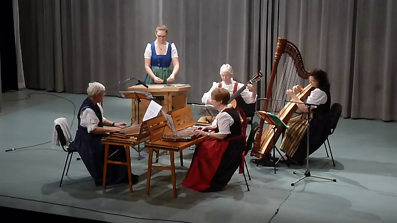 J. Lanzinger_3 Pastorellen_ Wienerberger Saitenmusik - YouTube