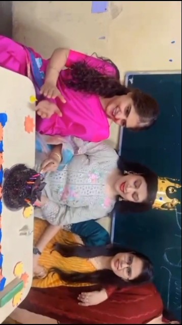 today celebrate 🎊 teacher's day gusse what yee kon sa school hai 🎁 ️ # ...