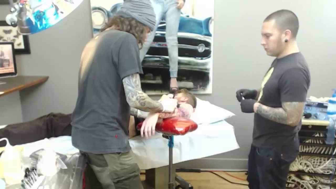 Guy Aitchison & Jeff Gogue drawing for a collaboration tattoo Preview ...