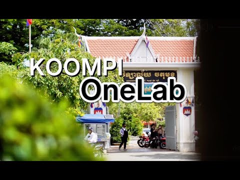 KOOMPI Onelab at Chak Tu Muk High School - YouTube