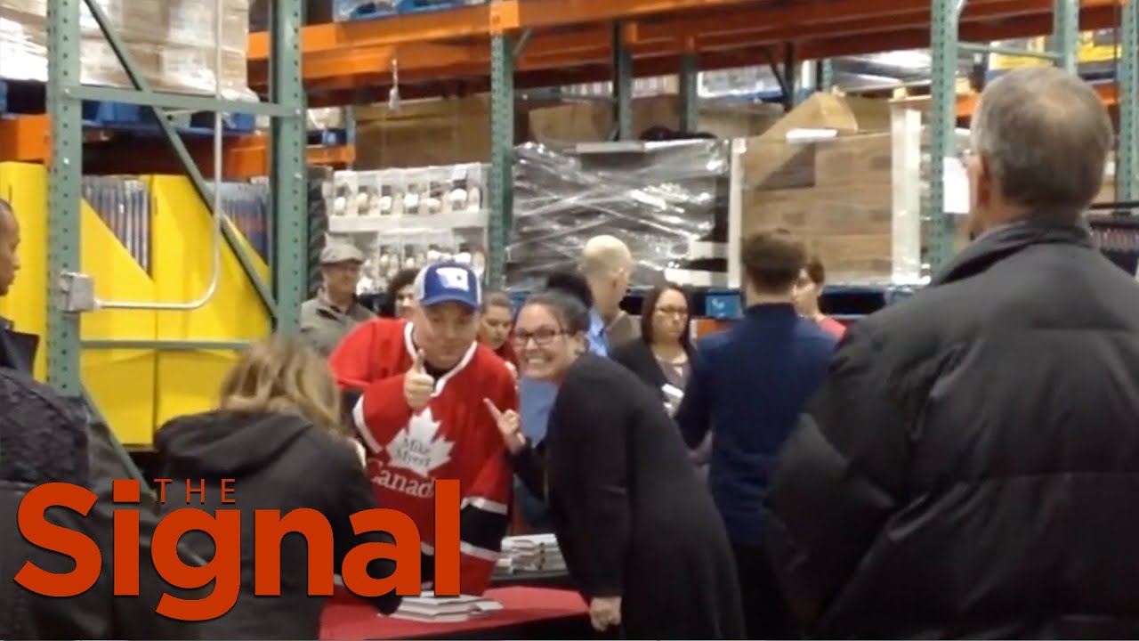 Canadian comedian Mike Myers visits Halifax - YouTube