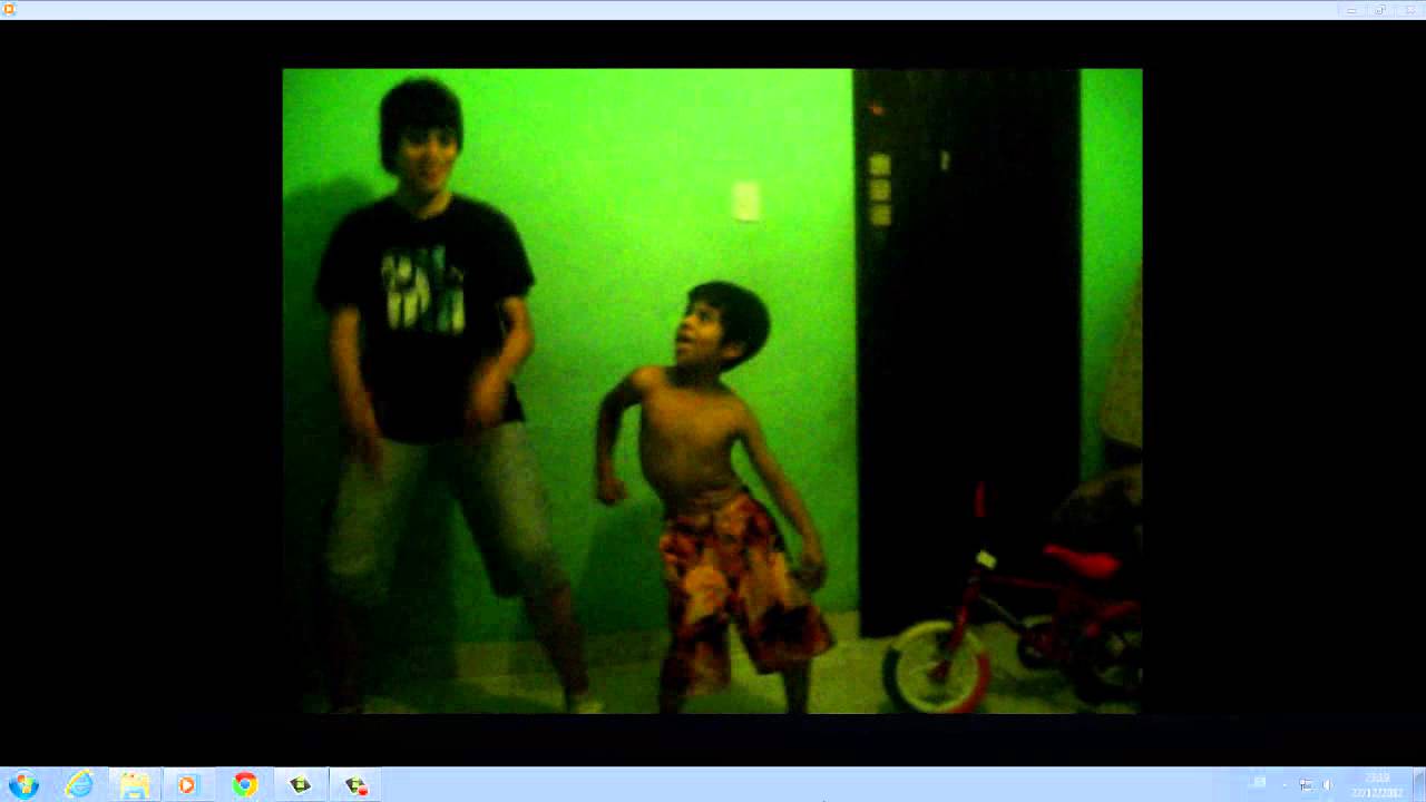 El Baile de Peter la Anguila - YouTube