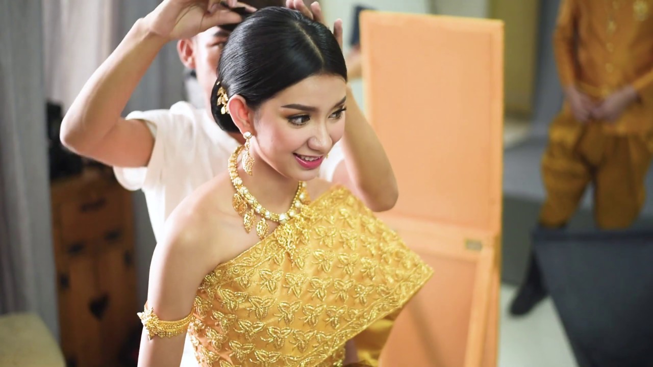 Khmer Traditional Dress shooting behind the scenes - YouTube