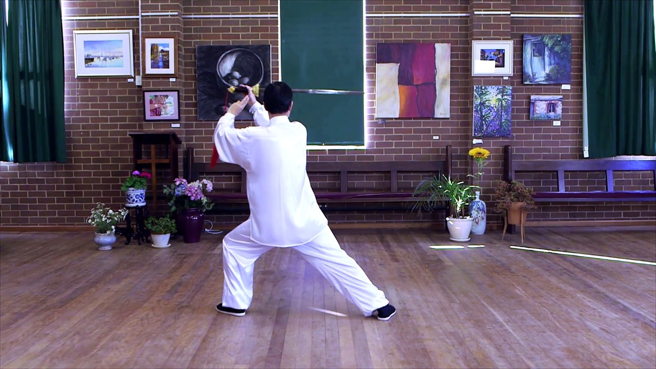 Tai Chi Sword 42 Form Step by Step Instructions (Paragraph 5) - YouTube