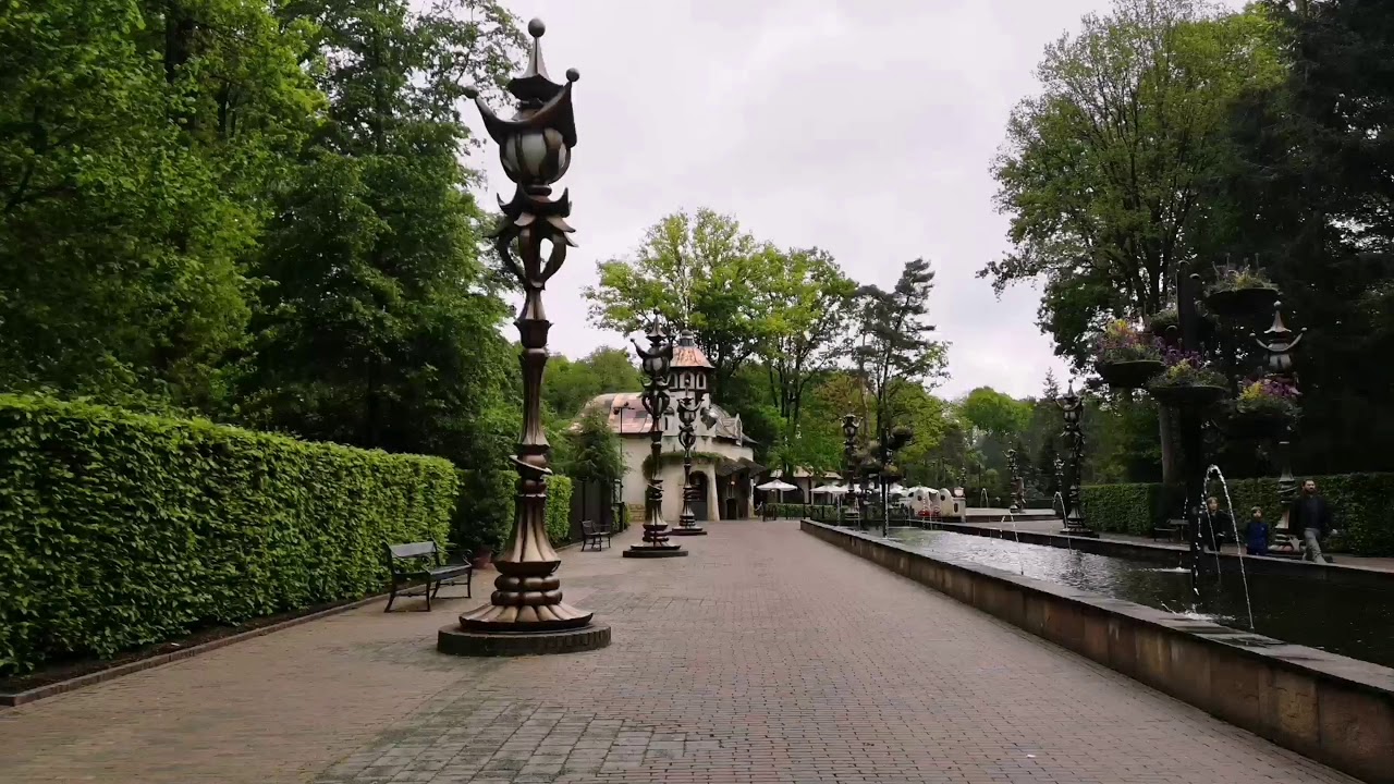 Over de pardoes promenade @Efteling 2019 - YouTube