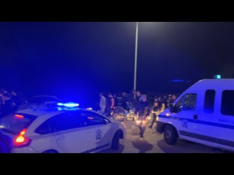 ΠΑΝΙΚΟΣ ΣΤΗ ΞΑΝΘΗ ΑΜΑΞΙΑ ΜΗΧΑΝΑΚΙΑ - YouTube