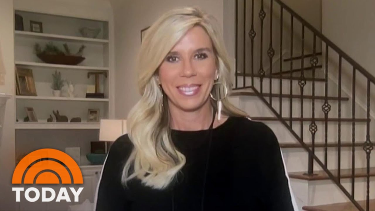 Meet Sarah Thomas, The 1st Woman To Officiate A Super Bowl | TODAY ...