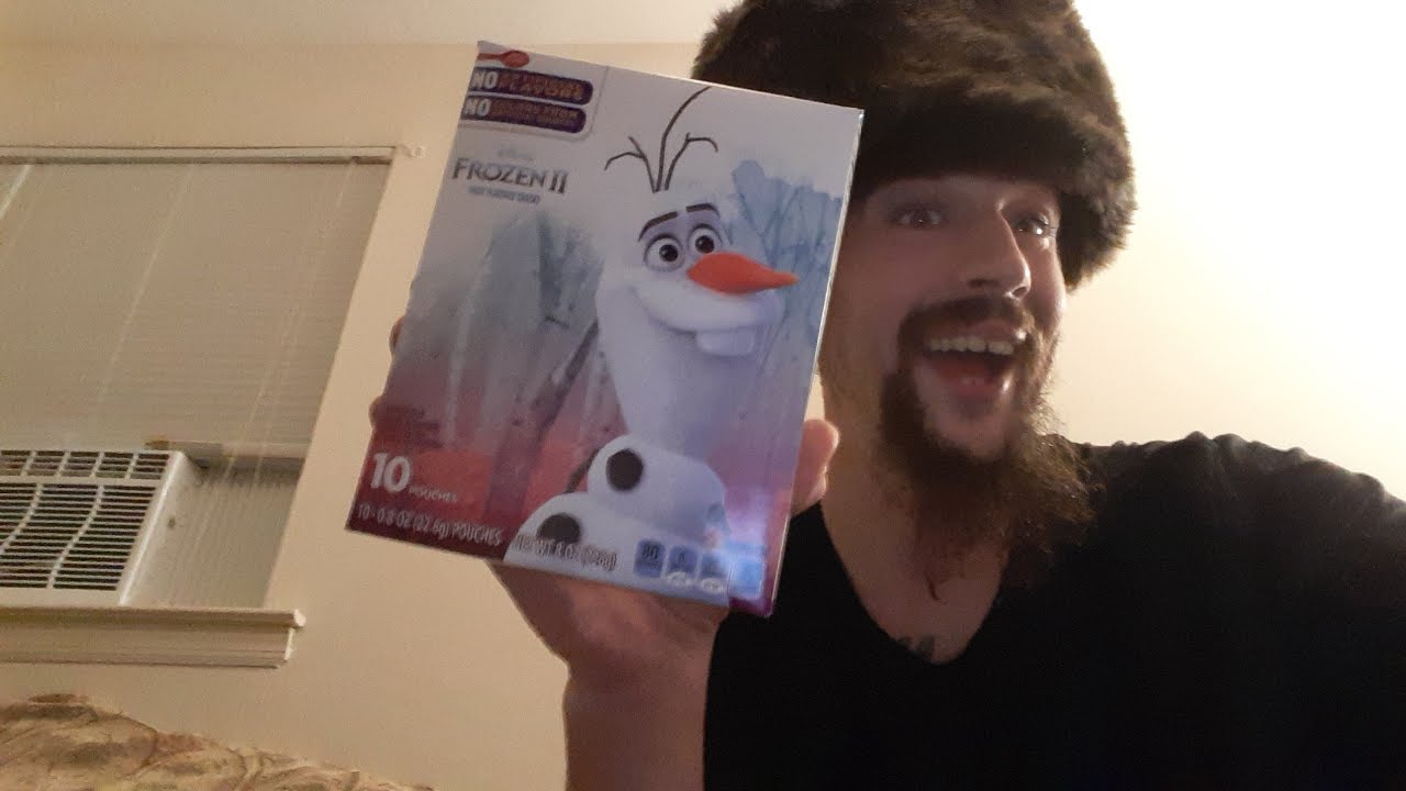 Disney Frozen 2 Fruit Snacks by Betty Crocker Food / Drink Review - YouTube