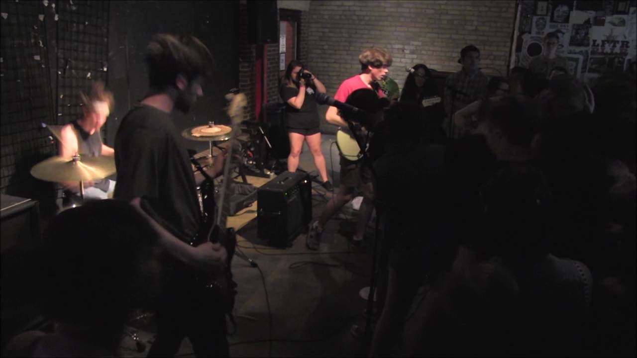 Remo Drive - Sleepless and Away (Live) - YouTube