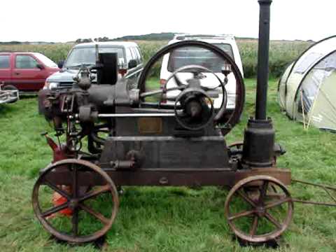 4 hp hornsby oil engine.MPG - YouTube