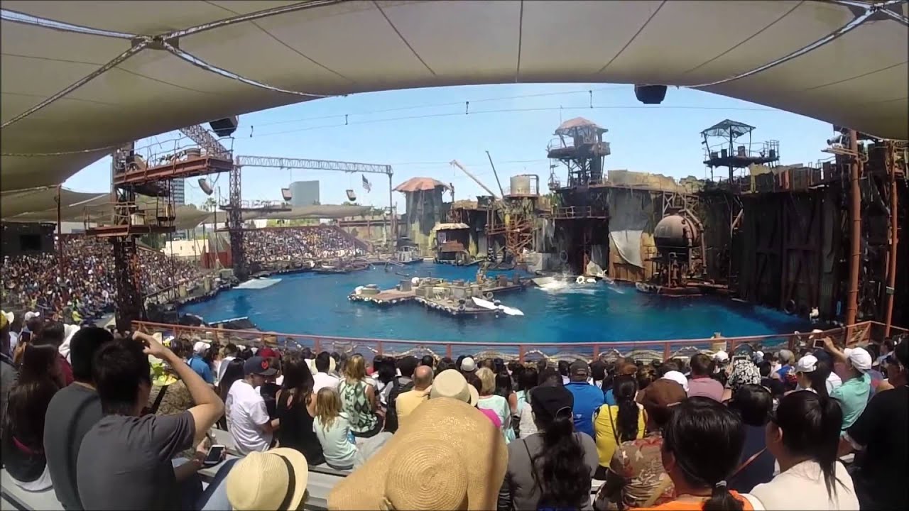 WaterWorld Show 2015 Universal Studios Hollywood Part 2 - YouTube