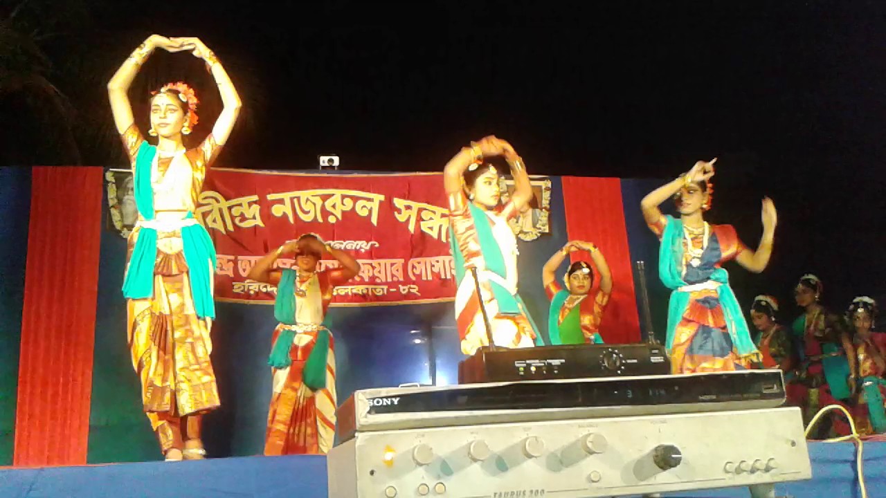 Tagore dance Oi je jhorer meghe - YouTube