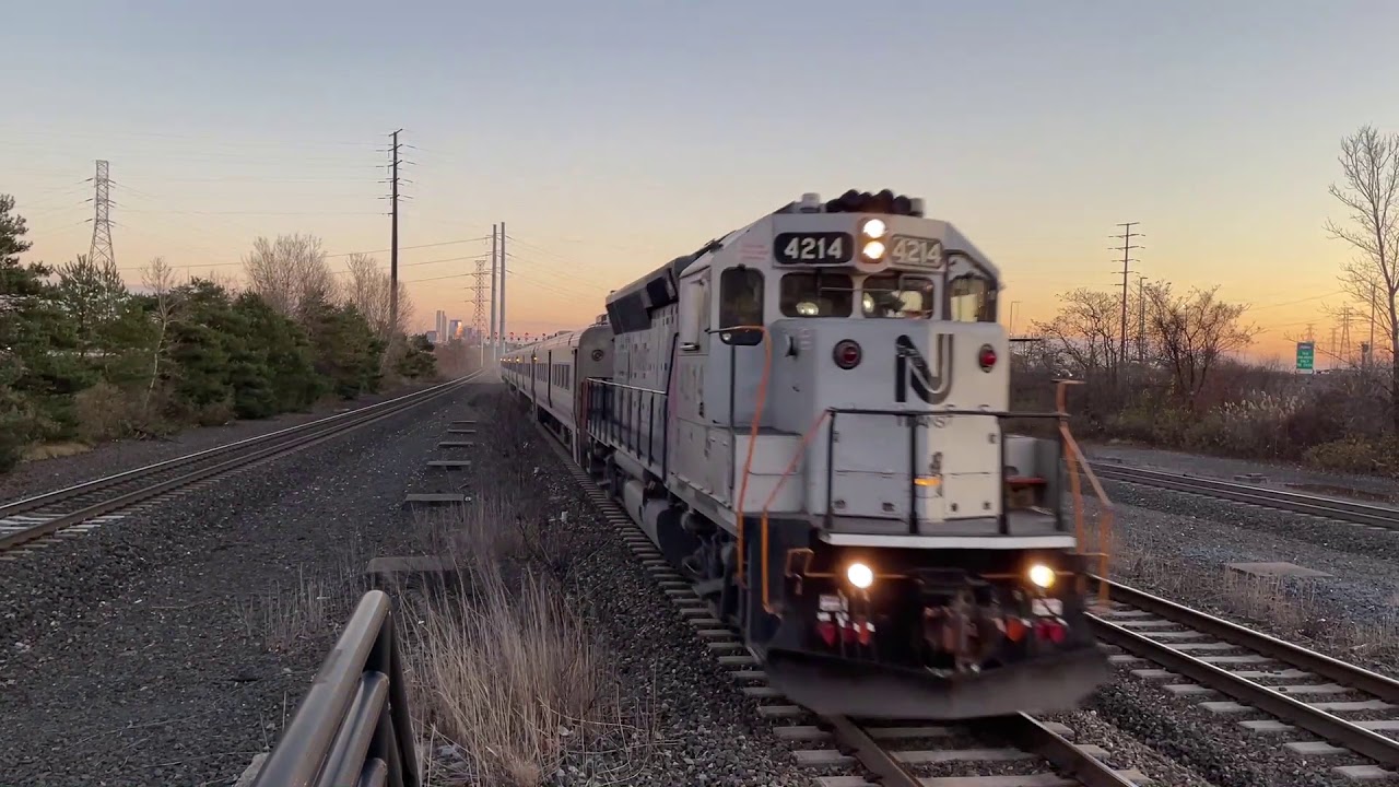 Secaucus Junction Lower and Upper Level Action - YouTube