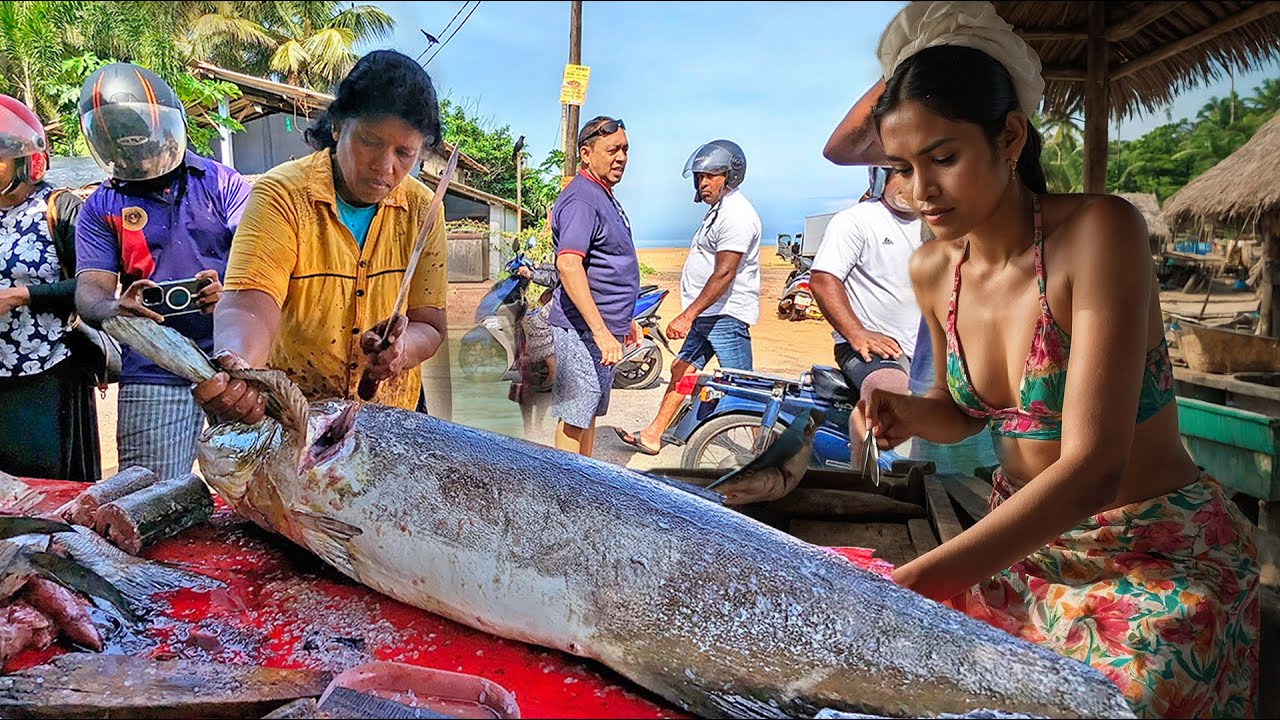 Women Showcasing Incredible Fish Cutting Skills by the Street Fish ...