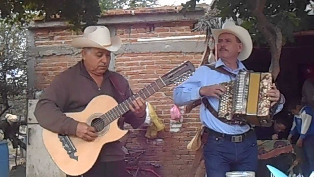 Socorro Reyes La Feria De Las Flores - YouTube