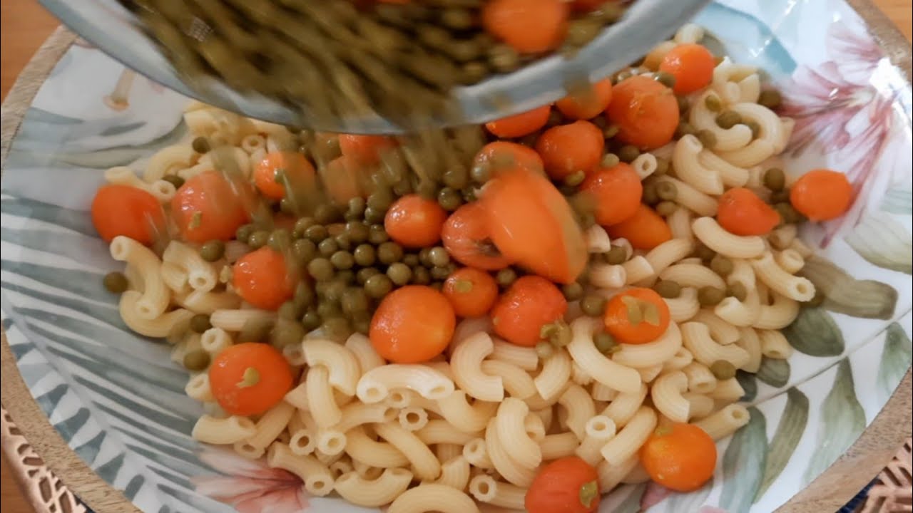 NODLE SALAD Panlasang Germany || Pepay vlogger - YouTube