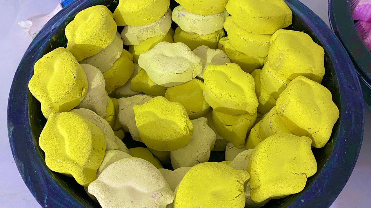 50+ Super Vibrant Crunchy Yellow Lips Crush | Reformed Gymchalk ASMR ...