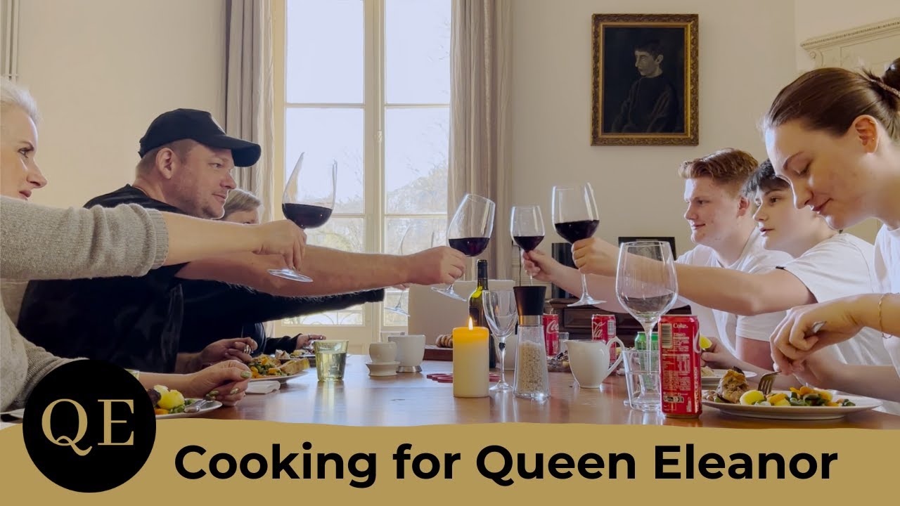 What did Queen Eleanor of Aquitaine eat? | Queen's Escape - YouTube
