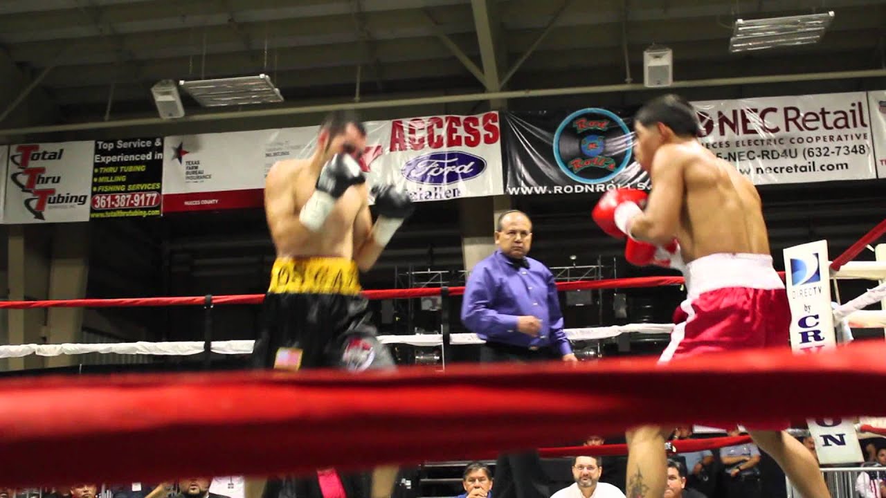 Oscar Cantu Fight in Robstown TX - YouTube