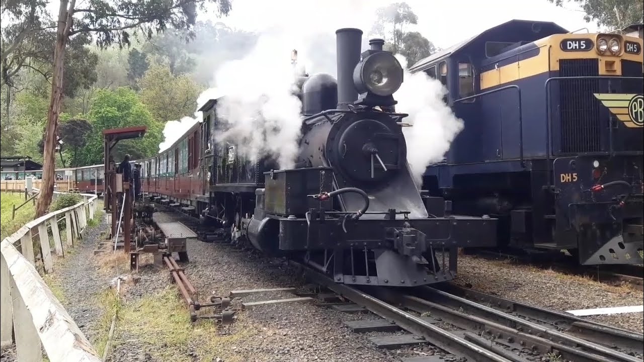 Puffing billy railway(climax at the end) - YouTube