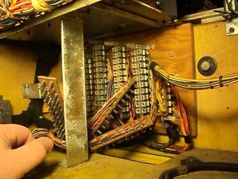 Plugging Jones Plugs in - YouTube