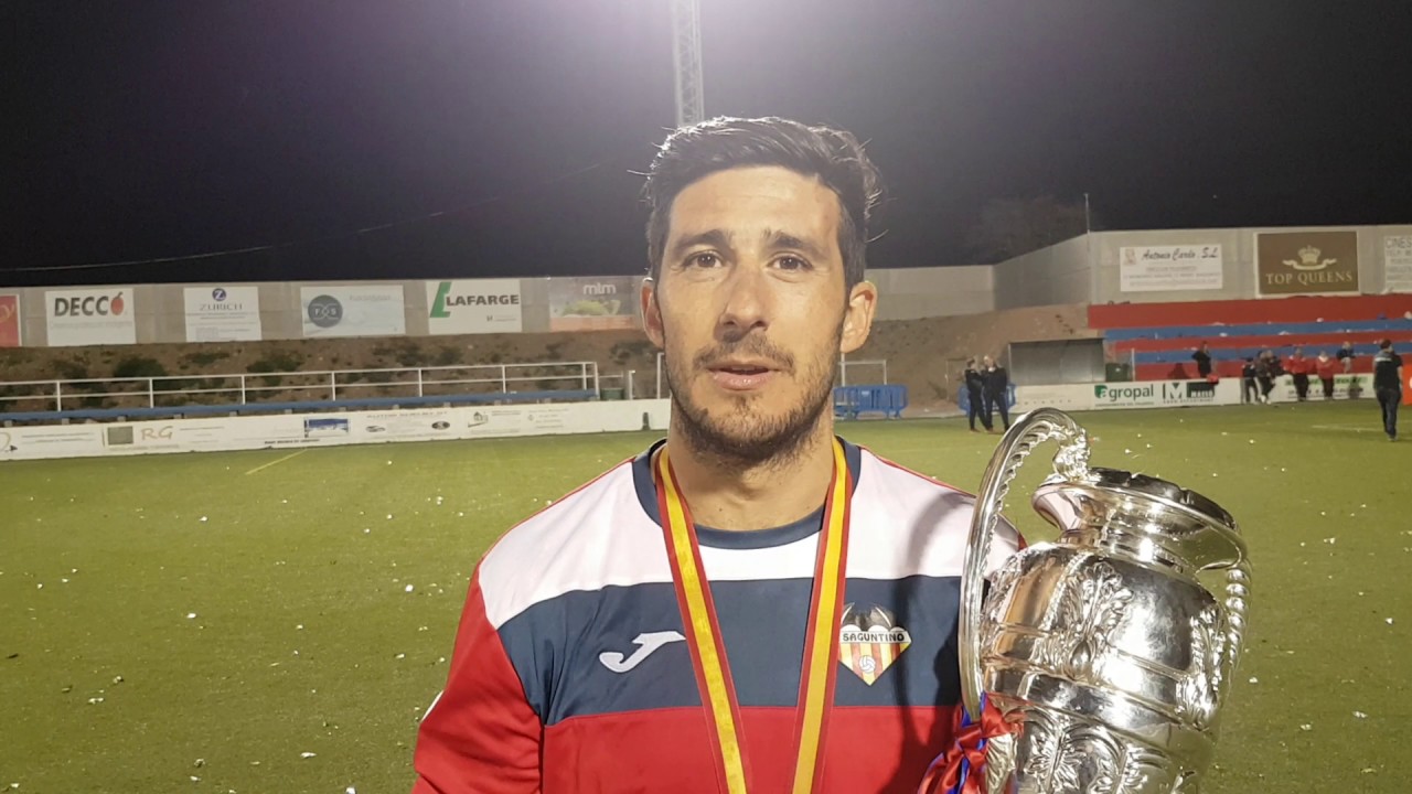 Entrevista con David Fas - YouTube