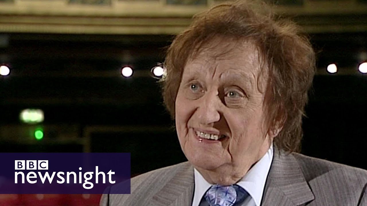 Comedy legend Ken Dodd – Newsnight Archives - YouTube