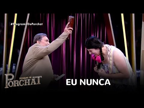 Dedé Santana e Pochat jogam 'Eu Nunca' quebrando garrafas na cabeça