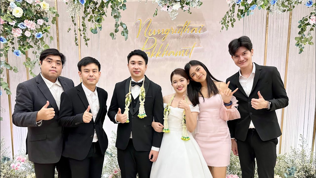 เวลาเธอยิ้ม - Covered by Gift Thanawan - YouTube