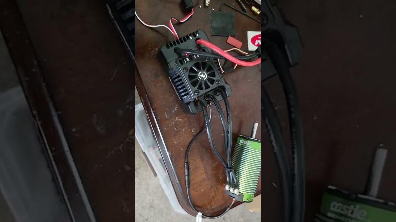 Max4 esc sensored bench test - YouTube